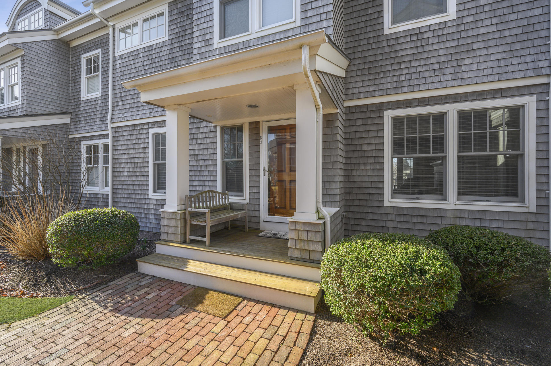 780 Craigville Beach Road, Barnstable MA Real Estate Listing | MLS ...