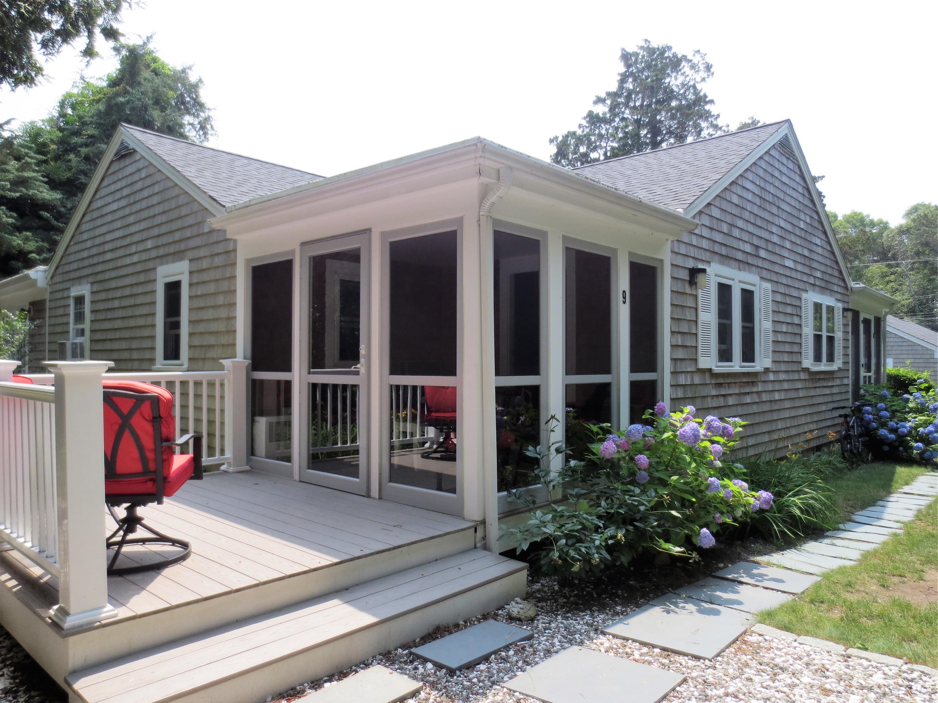 558 Craigville Beach Road, Barnstable, MA 02632 | 22103940 | ERA Cape ...